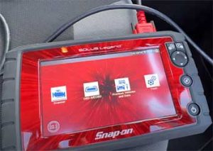 SOLUS Legend Vs. SOLUS Edge: Best Snap-on Scanner Comparison