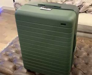 Away Vs. Solgaard Luggage: An In-Depth Feature Comparison – Glenn Said