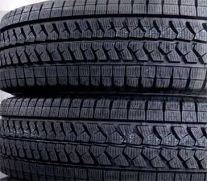 Bridgestone Blizzak LT Vs. DM-V2: Choosing The Best Winter Tire