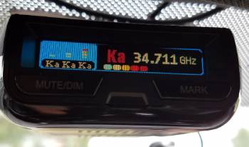 Uniden R3 Vs R4: In-Depth Difference – Glenn Said